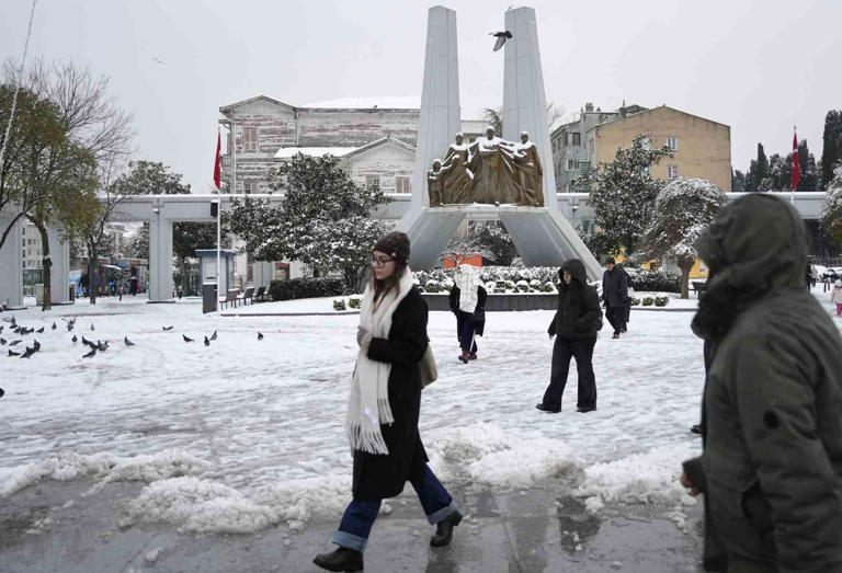 İstanbul’da kar yağışı etkili oluyor