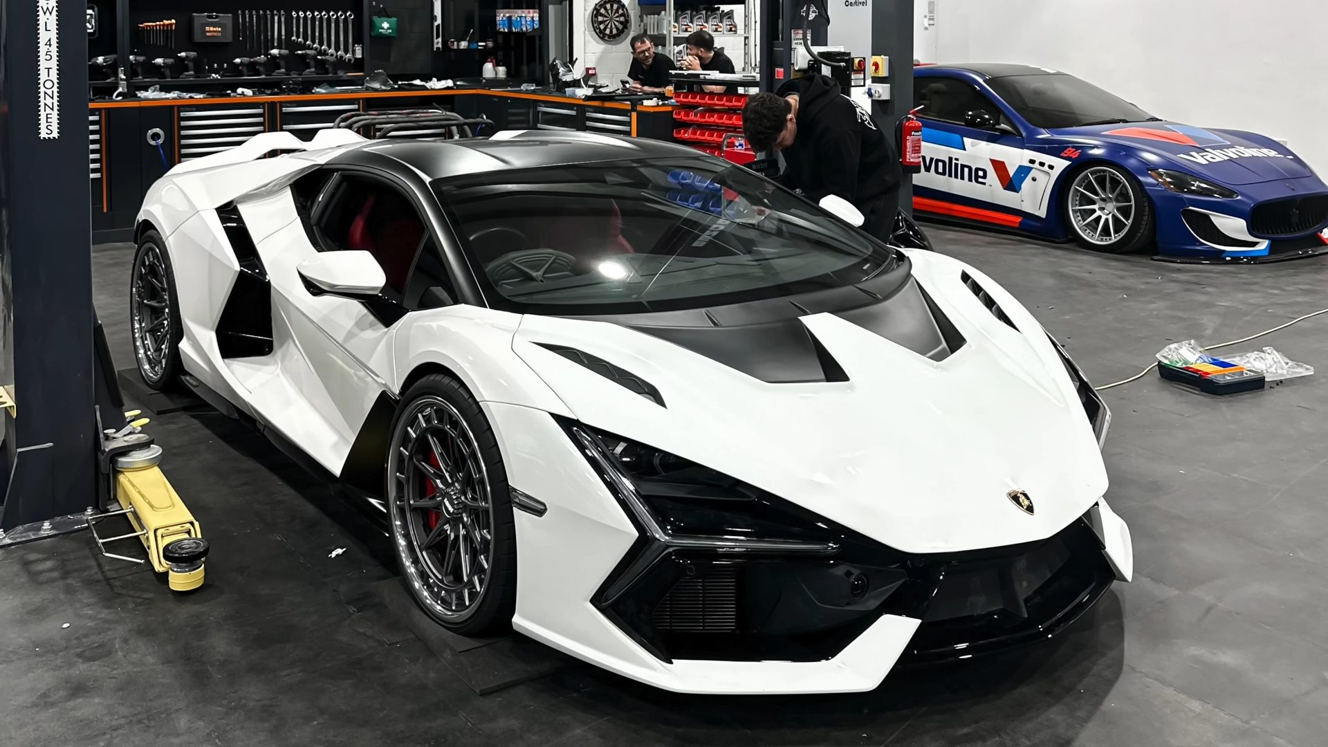 How a £600,000 Lamborghini became useless