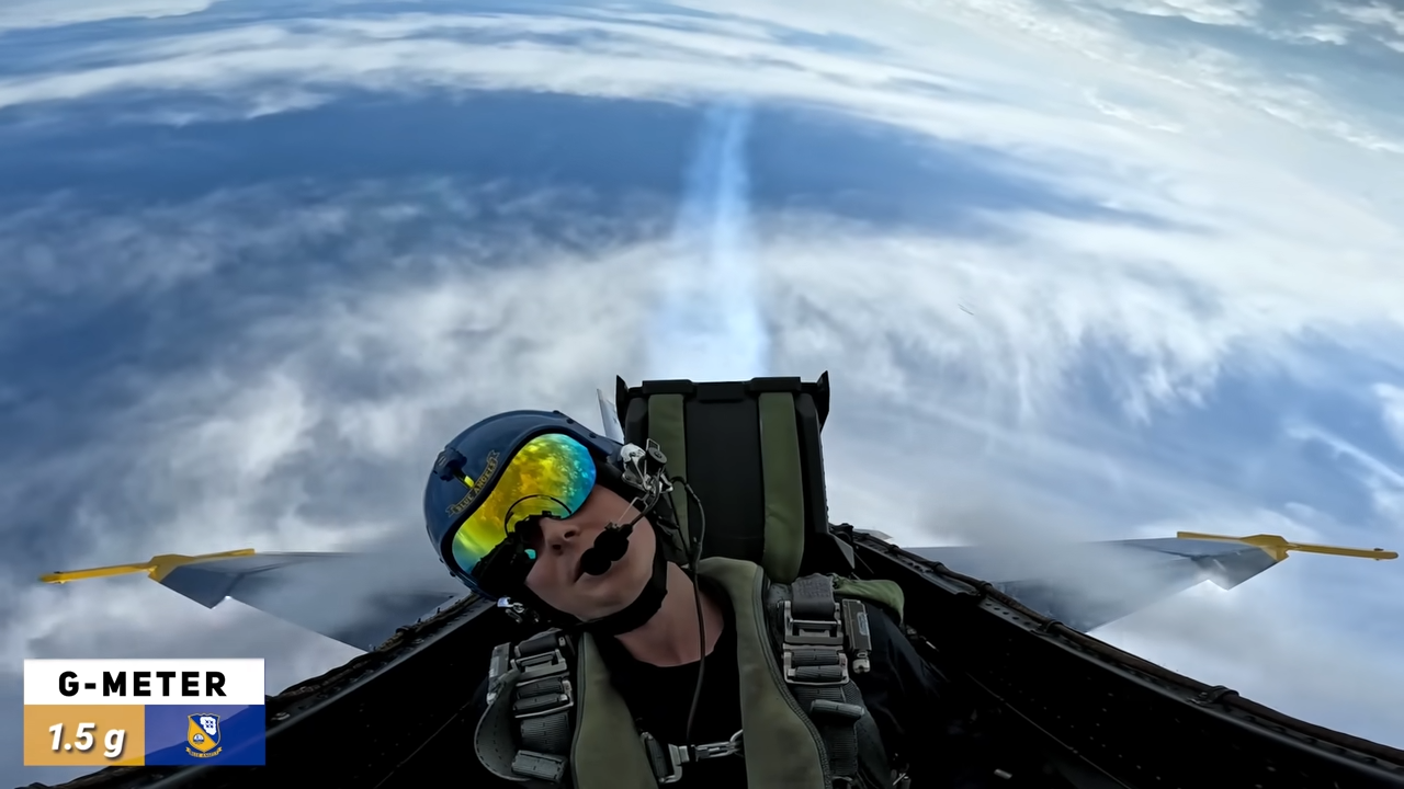 Watch a human body fight 7Gs inside a Blue Angels fighter jet