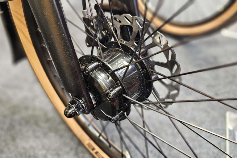 On a vu le nouveau Ahooga E‑Max : baisse de prix, plus de puissance et ...