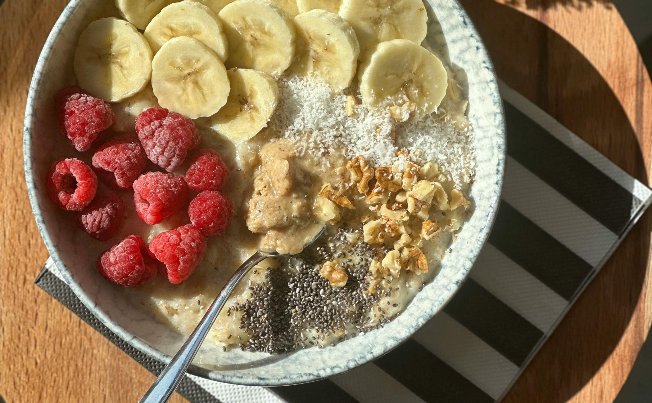 Van superfood naar buikpijn: dé fout die veel mensen met chiazaad maken