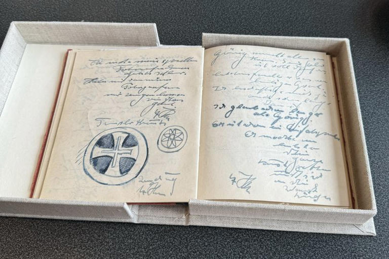 Adolf Hitler’s lost 'diary' reveals the Nazi leader's secret love for ...