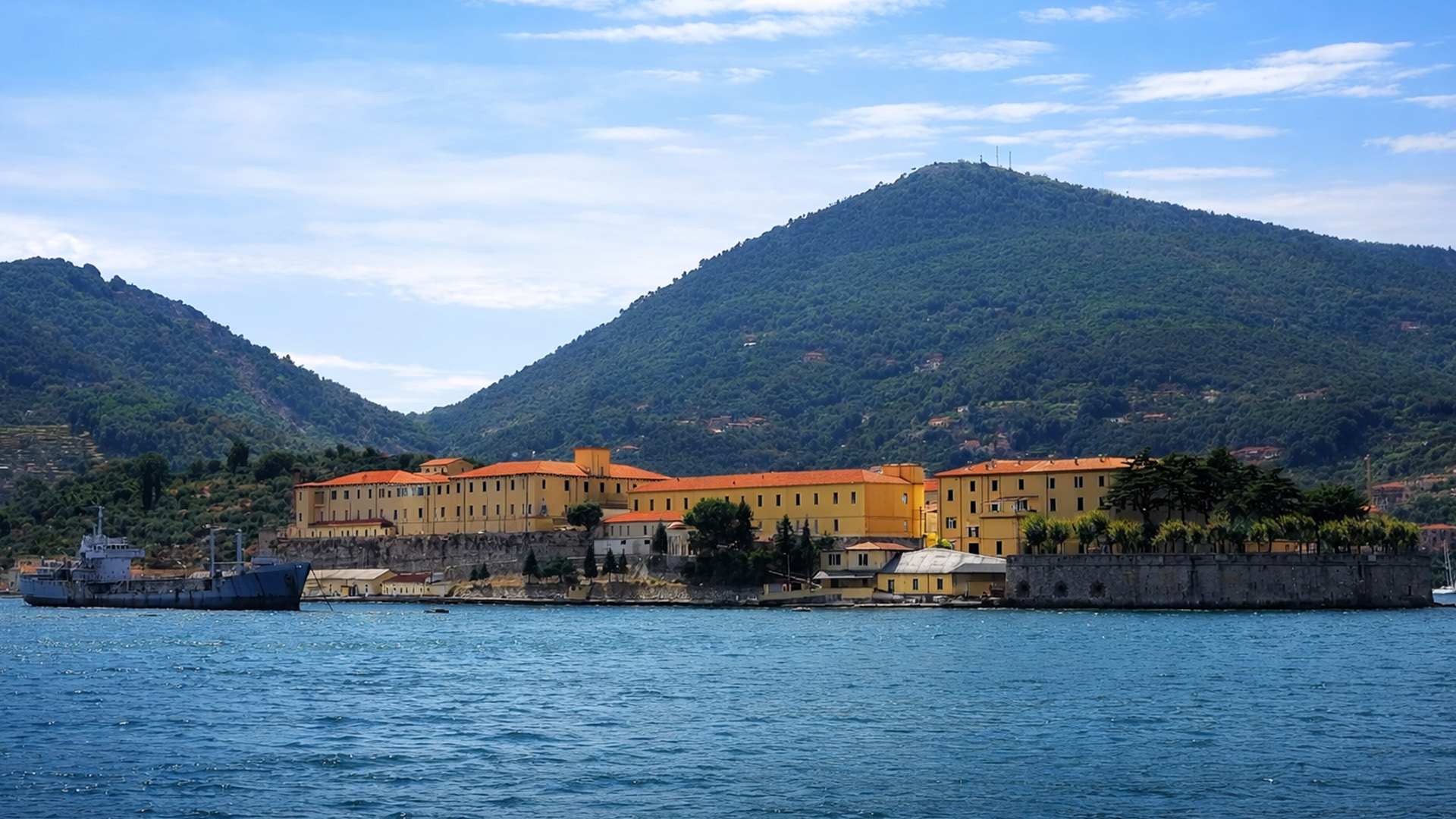 Cinque Terre : villages côtiers et falaises en Italie (4K)