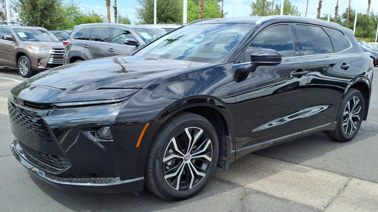 Top Subaru Outback rivals for 2026 that might steal your heart