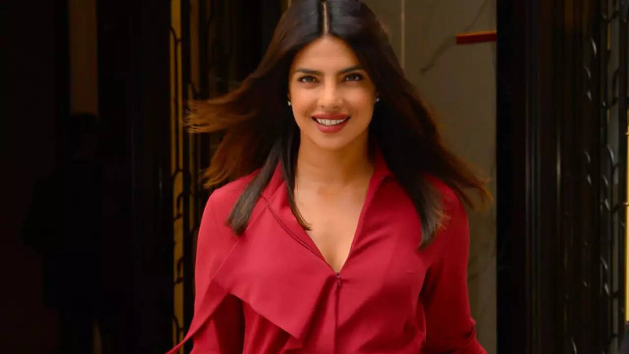 Priyanka Chopra calls ‘Gandhi Talks’ teaser 'amazing,' congratulates ...