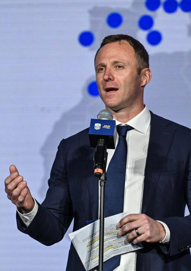 Chi è Massimo Calvelli, l'ex professionista ATP che può sostituire ...