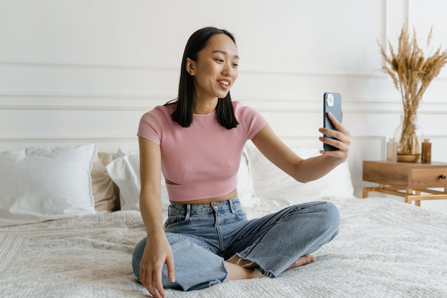 This new phone puts a mini screen next to the camera for your selfies