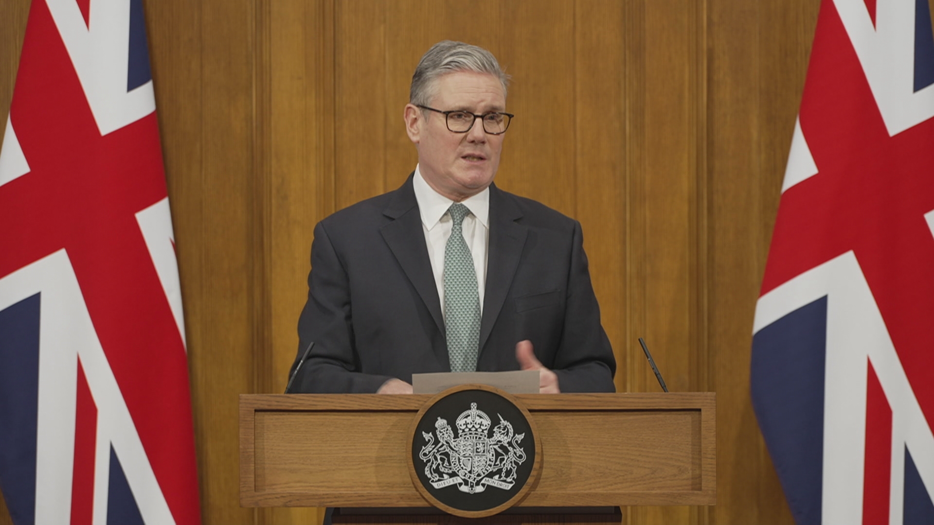 Starmer says he is working closely with EU