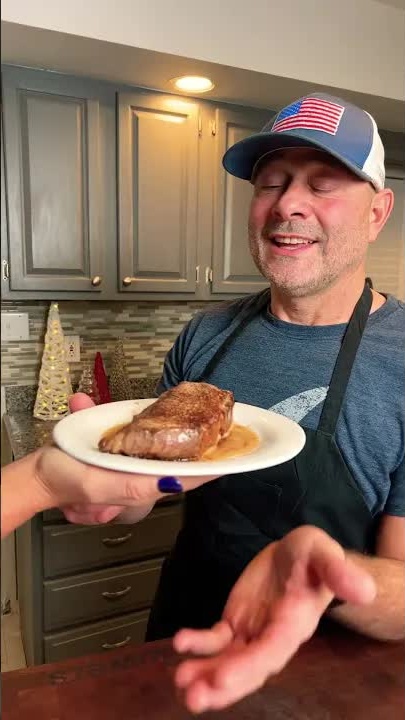 All I want for Christmas is you or this beautiful steak! #food #shorts ...