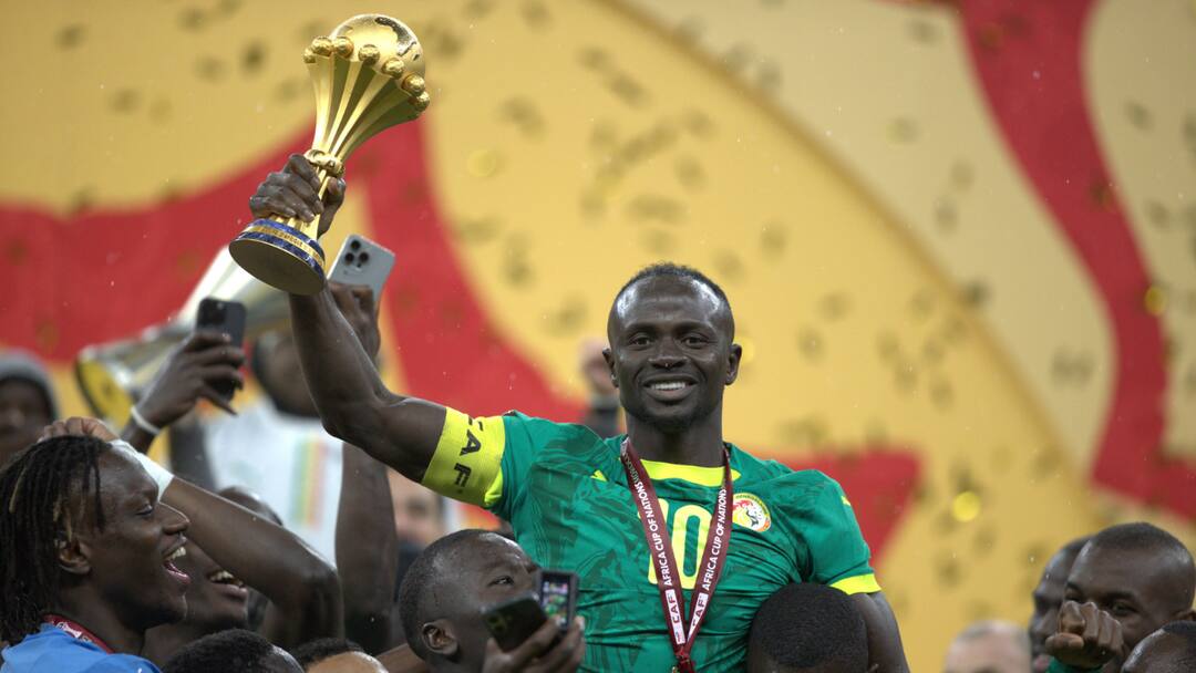 AFCON final drama: Senegal players walk off in protest, return to score ...