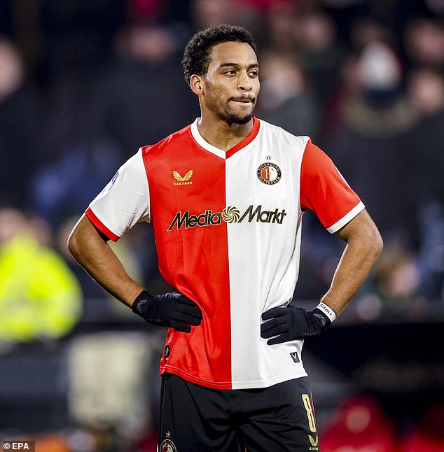 Palace hold out for £35m for Mateta and West Ham discuss keeping goal ...