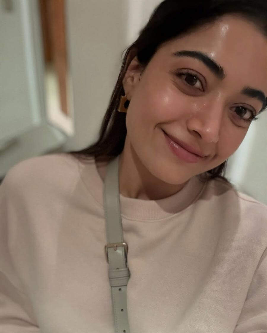 Rashmika Mandanna overwhelmed by fan letters in Japan