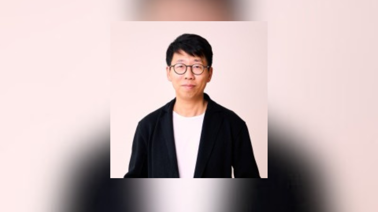 Meet Airwallex CEO Jack Zhang, who works 80–100 hours a week—and doesn ...
