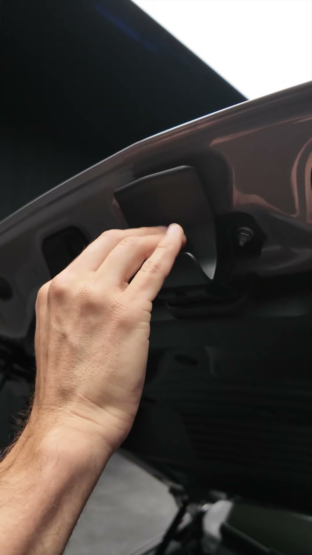 Nuova Mercedes GLC EQ: grande vano anteriore