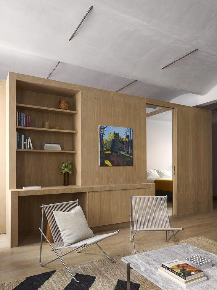 Big ambitions: A clever makeover for a 680-square-foot West Village ...