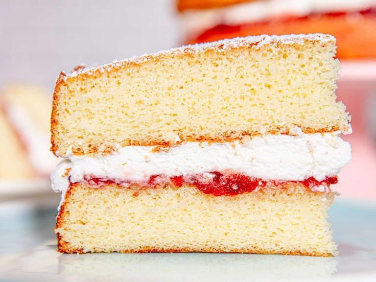 Victoria sponge cakes turn out better when you skip one common kitchen ...