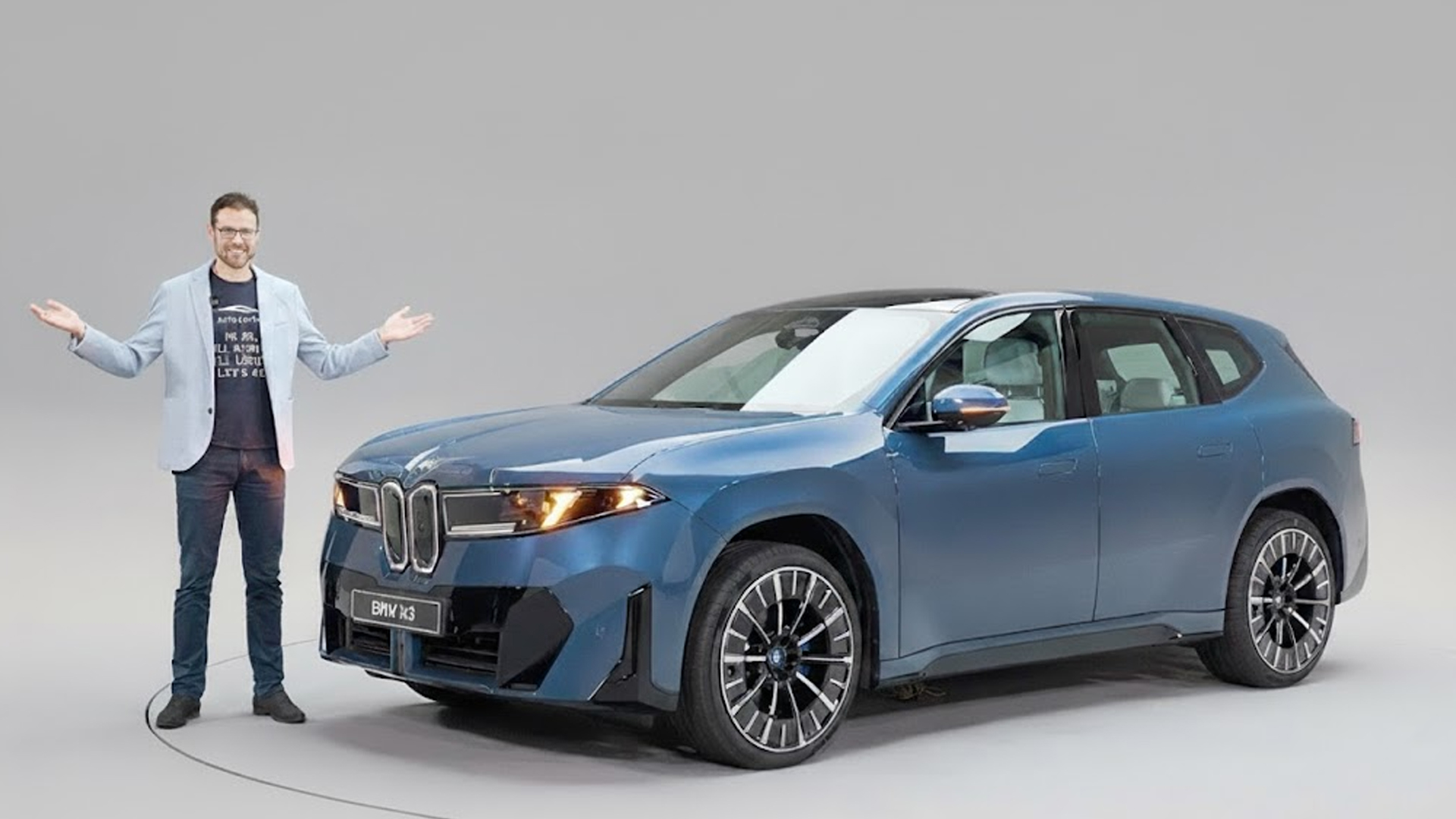 How cool is the BMW iX3 interior?