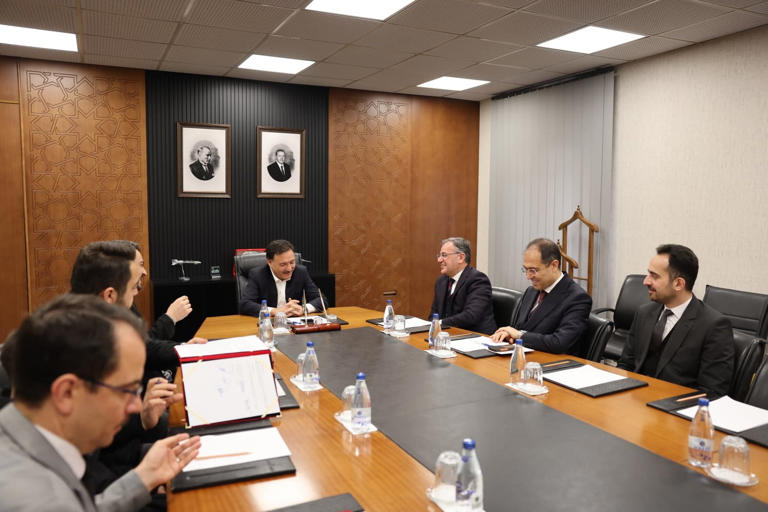 Vali Çiçek başkanlığında sağlık yatırımları hayata geçiyor