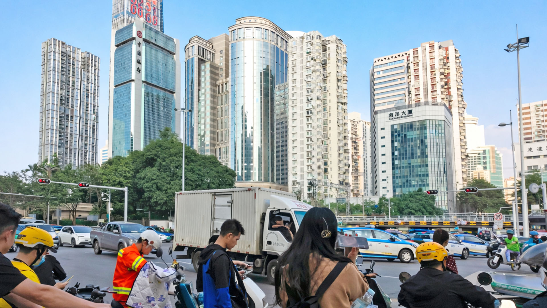Busy intersection in Luohu District China