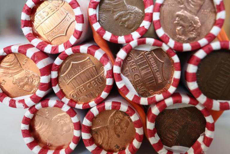 Discount retailer asks customers for rolled coins, offers 'crazy' gift ...