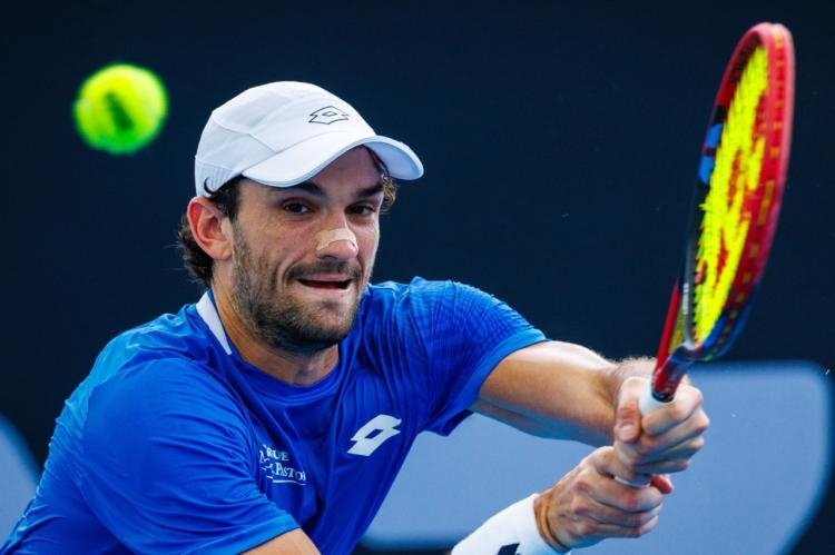 Open d’Australie. Valentin Vacherot remporte son premier match de Grand ...