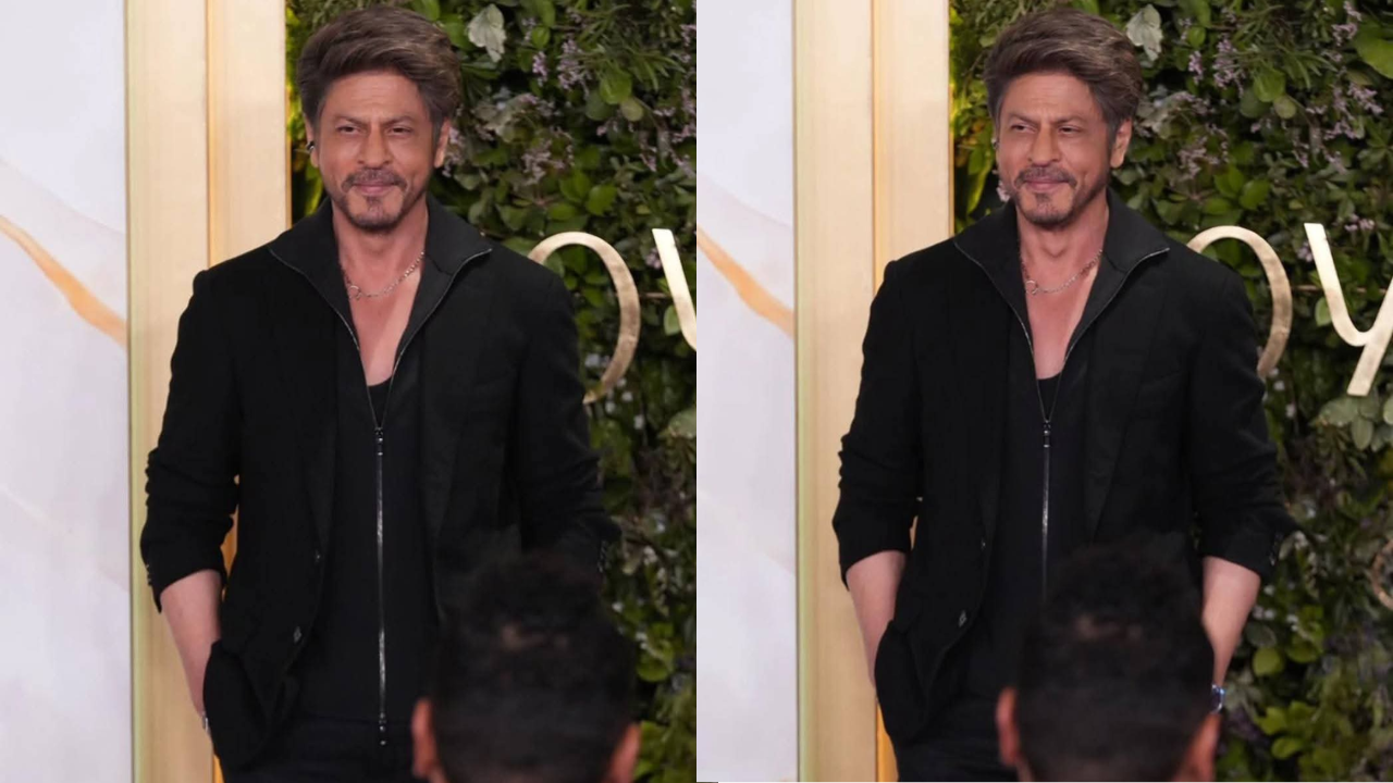 Shah Rukh Khan’s all-black look at the award show in Riyadh proves star ...