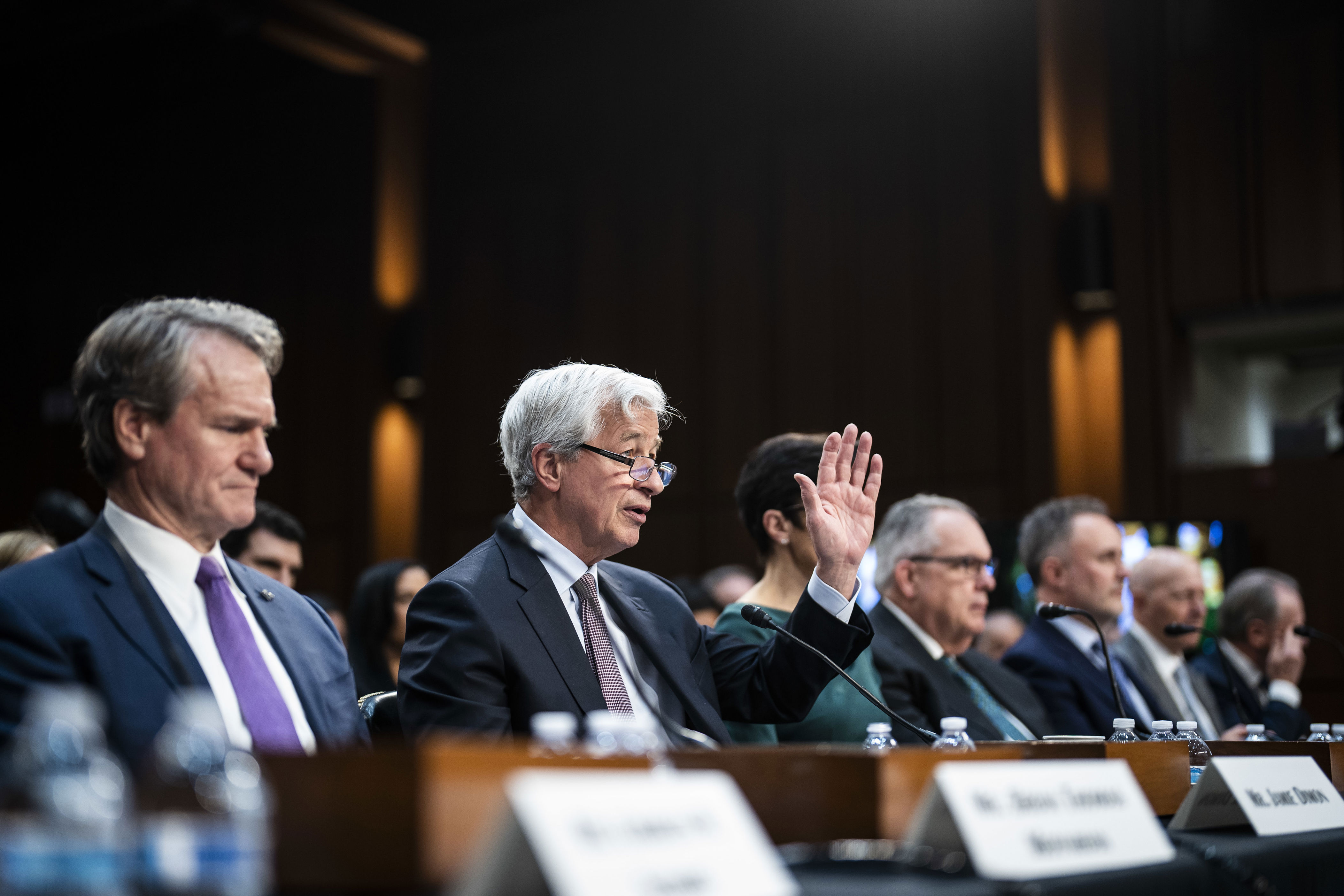 What Trump’s proposed 10 percent cap on card rates could mean for you