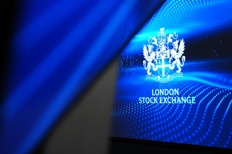 Reeves pulls out of event celebrating city amid Trump tariff threats