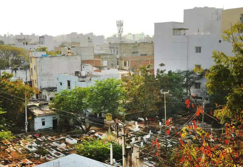 From Hyd to Nagpur for final farewell: Telangana’s burial crisis ...