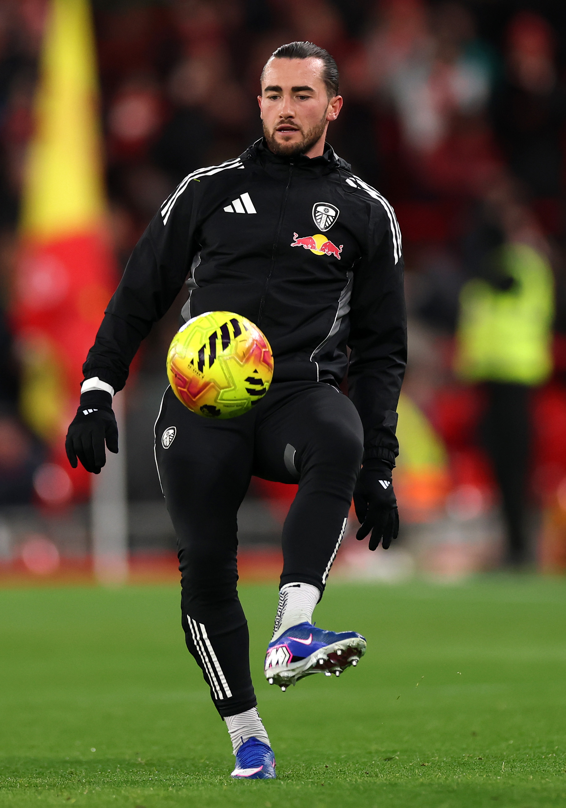 Leeds United confirm Fiorentina loan move for ex-Everton, Middlesbrough ...