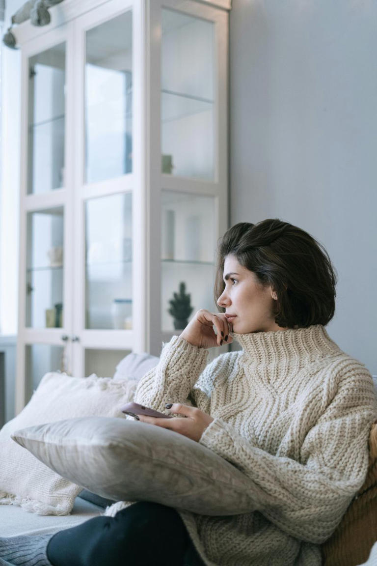 9 psychology-backed reasons you're still not over him