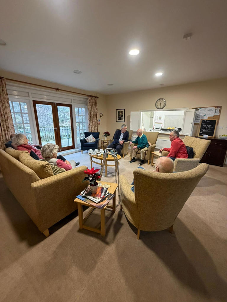 Residents pose “robust questions” to David Smith MP on visit to ...