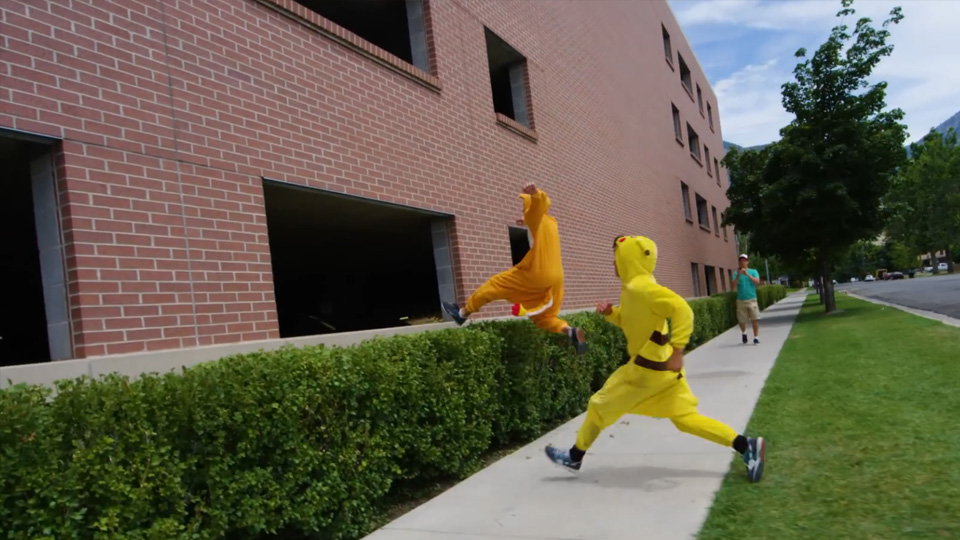 Catching Pokémon with parkour in real life