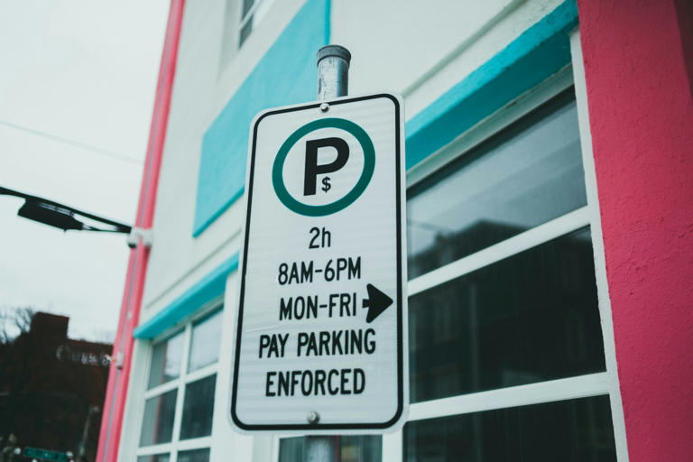 5 parking lot mistakes that get cars hit the most