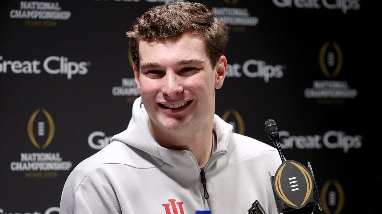 Indiana football star and his brother turn their namesake burger into ...