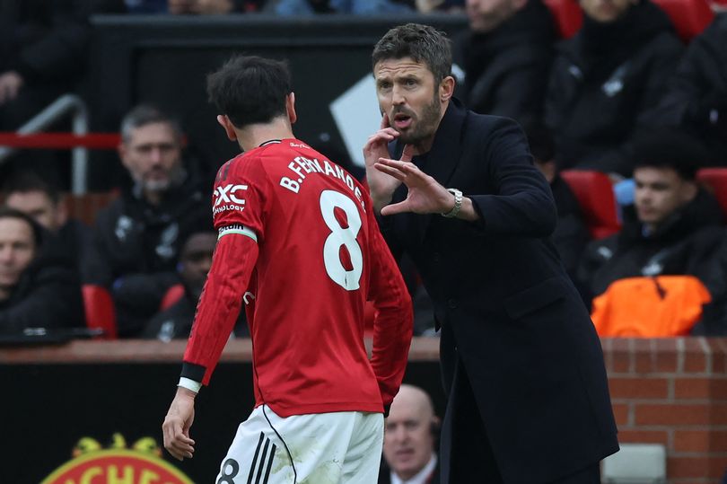 How Michael Carrick outfoxed Pep Guardiola in special Manchester United ...