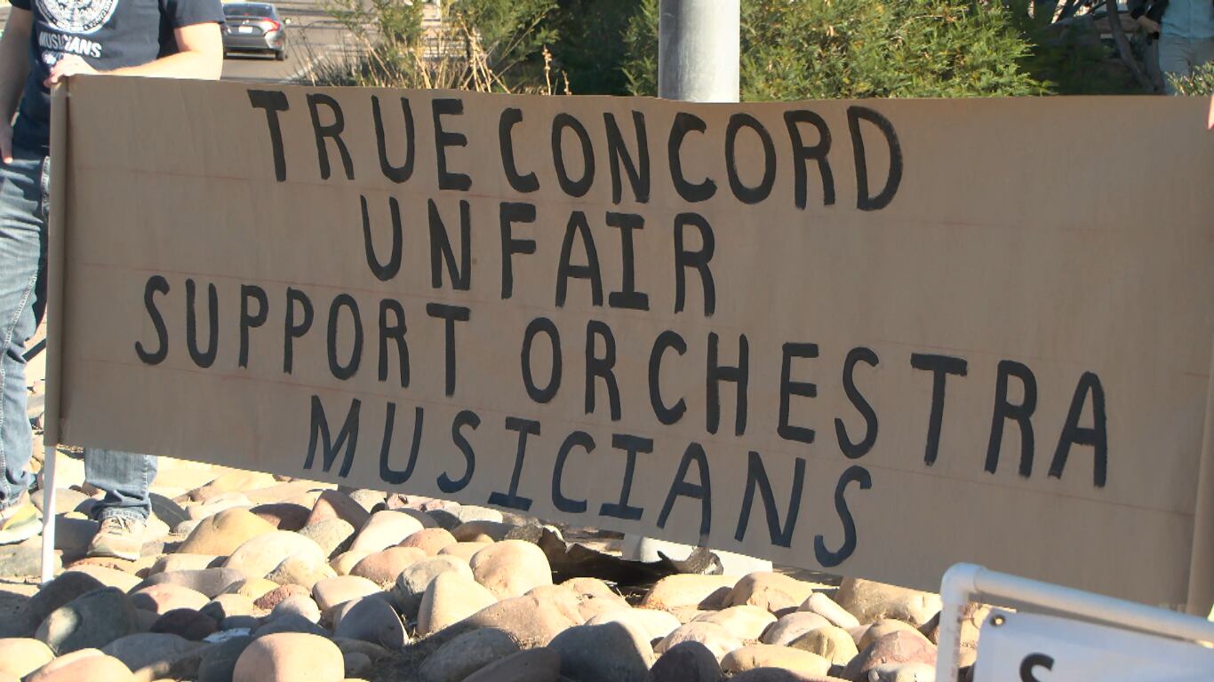 Musicians rally in Tucson for union recognition