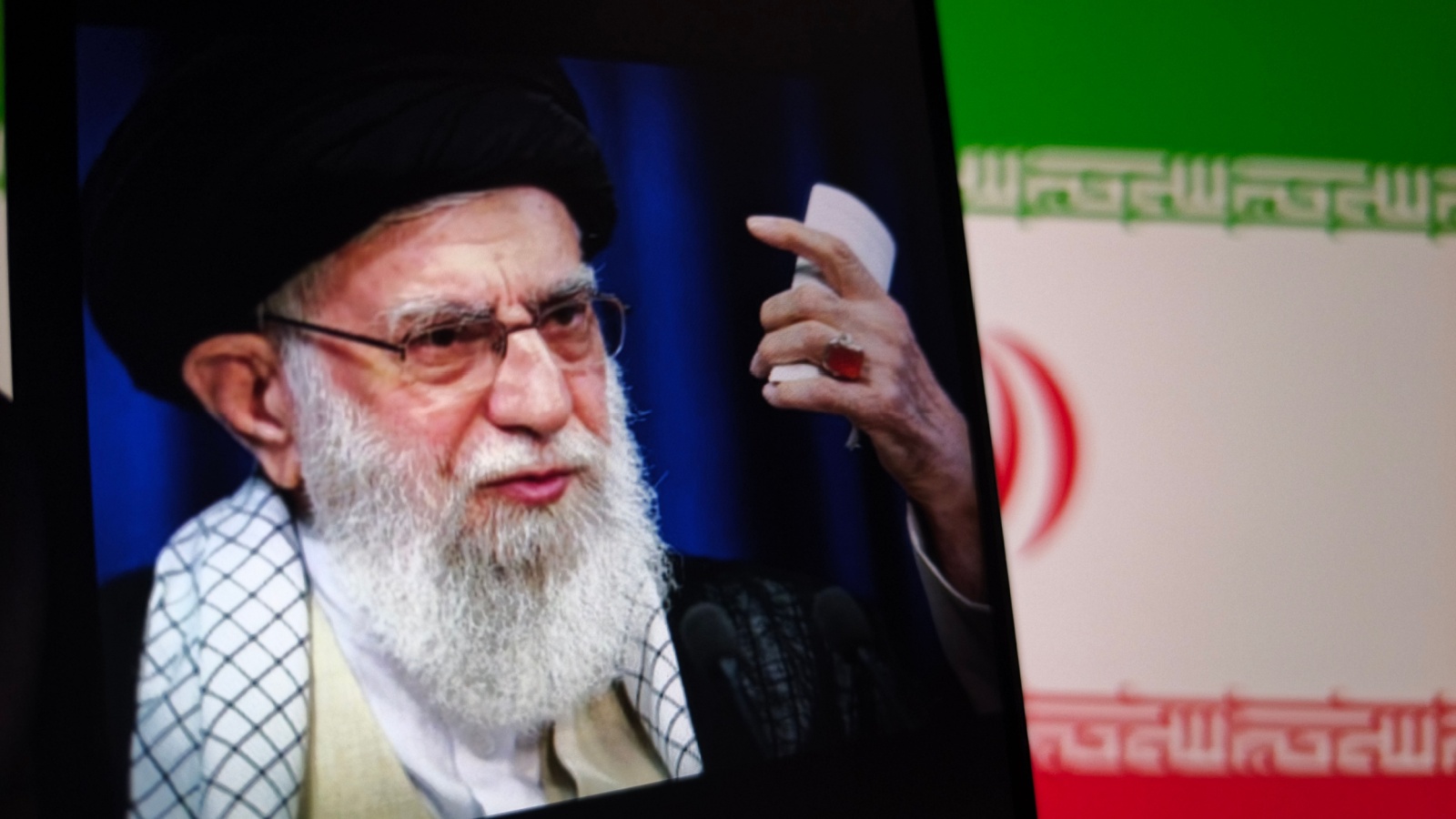 Iran : attaquer Khamenei équivaudrait à une déclaration de guerre