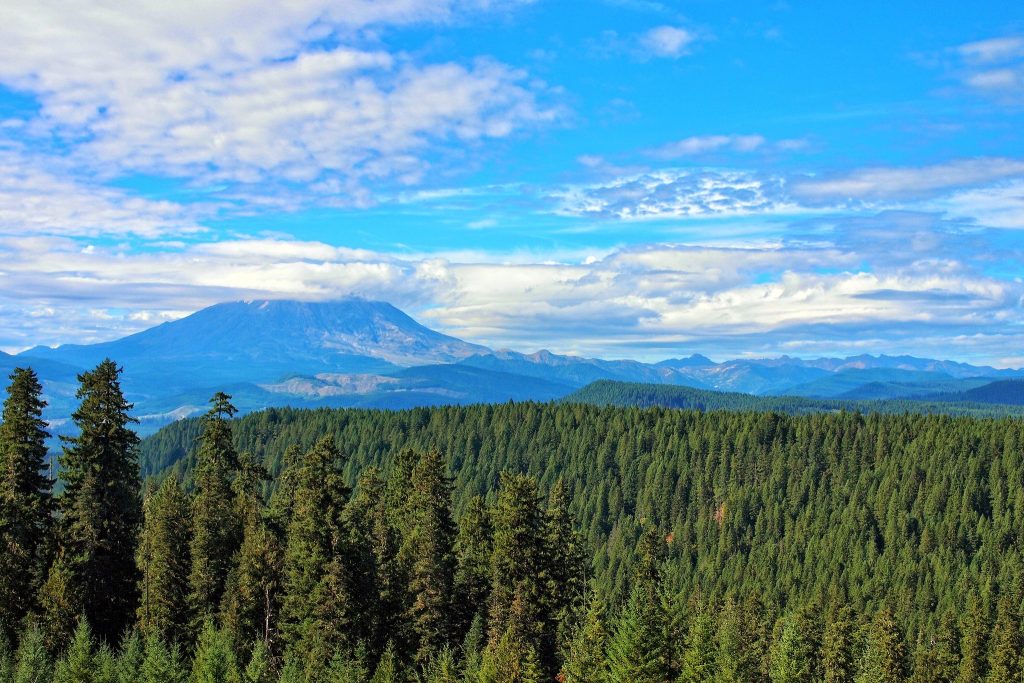 Places in the US to see volcanoes