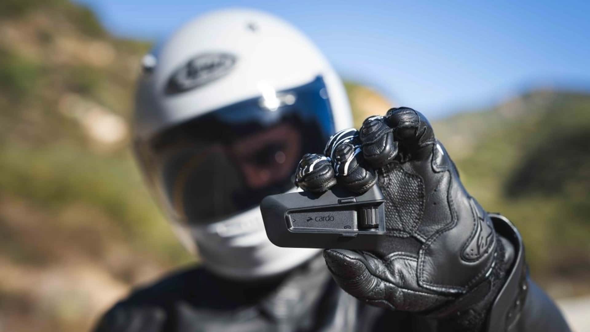 Motorcyclist's communicator saved his life after a bad motorcycle crash