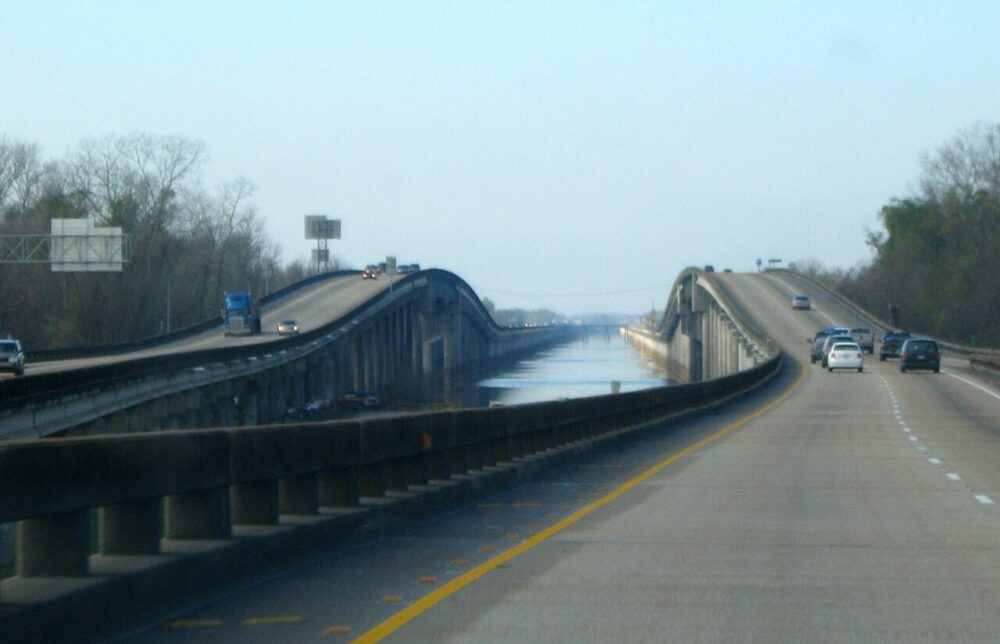 10 Louisiana drives through bayou country with cypress swamps