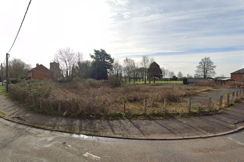 ‘Overloaded’ sewage concerns if plans for homes on former school site ...