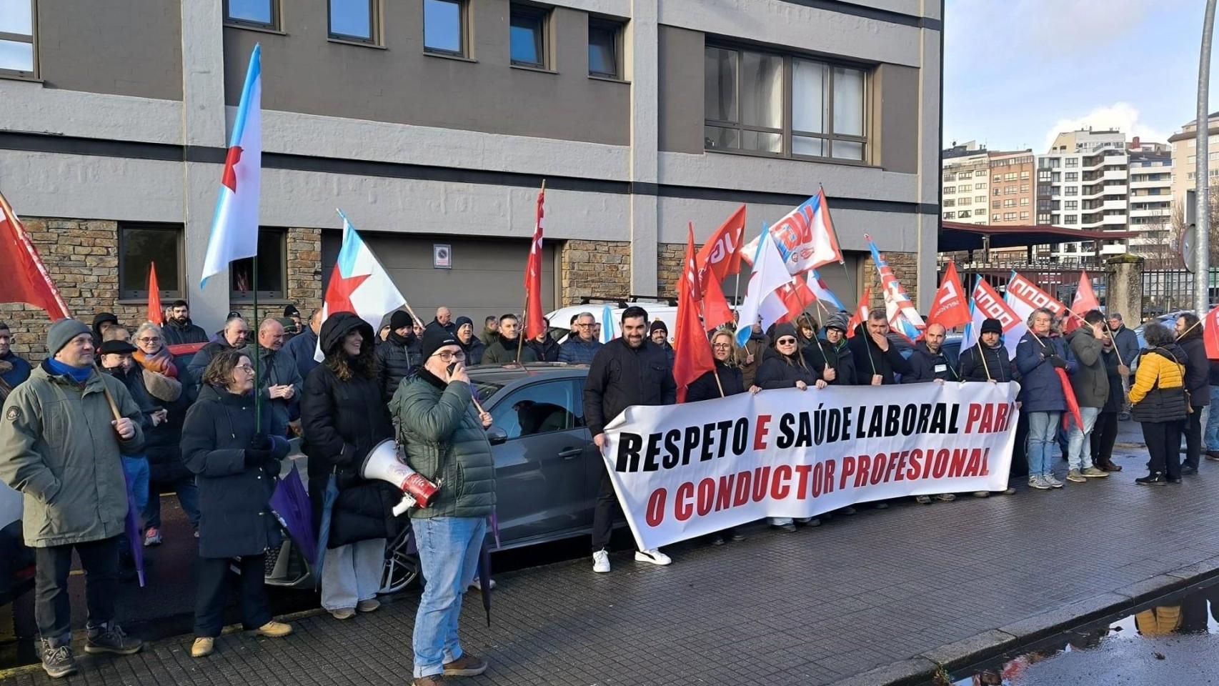 Continúa la huelga de transporte en A Coruña, con gran seguimiento ...