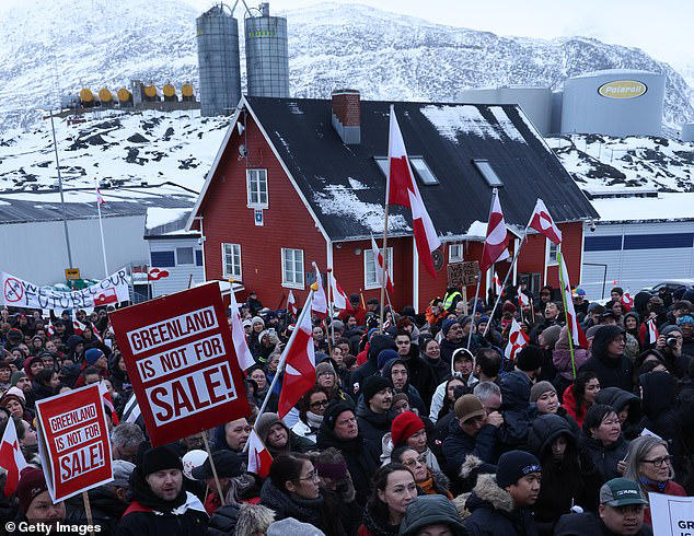 Trump tells Norway he's dropping 'obligation to peace'