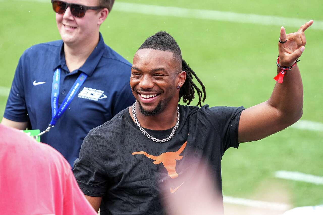 Texas football: Who are the 10 best former Longhorns in the NFL?