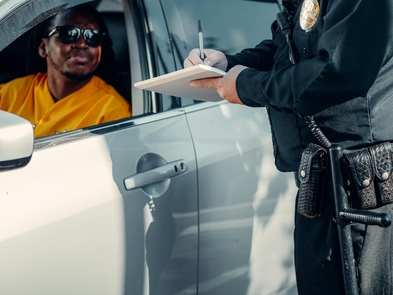 Police spot a car driving “normally” — until they notice the passenger ...
