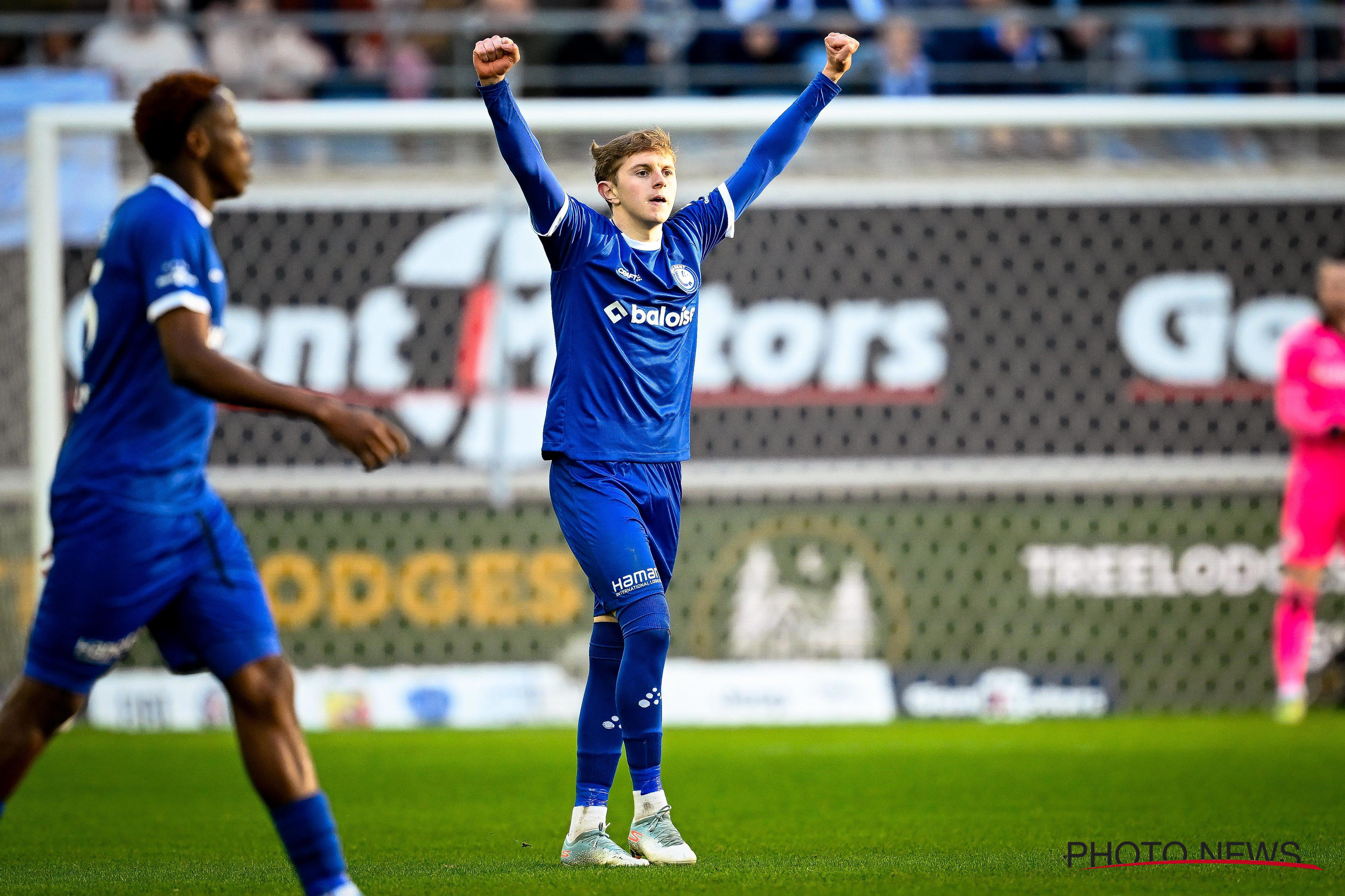 Dean opgelucht na beslissende treffer: "Dit moment betekent veel voor mij"