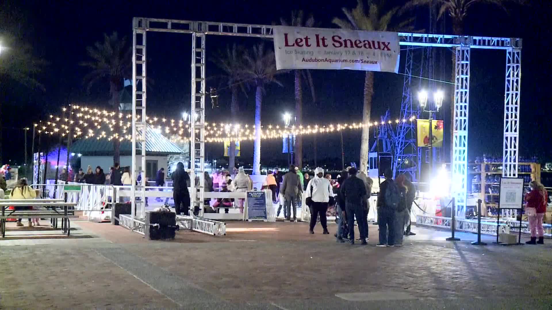 Let it sneaux wraps up at Audubon Aquarium with ice rink, snow machine