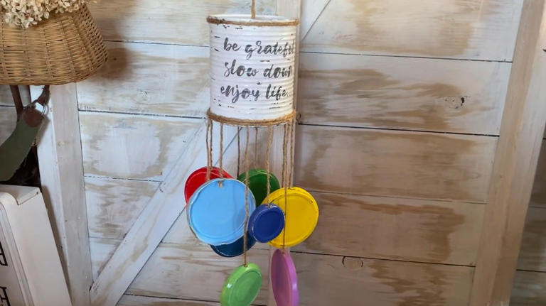 Reuse lids from glass jars to DIY stunning outdoor decor you'll love