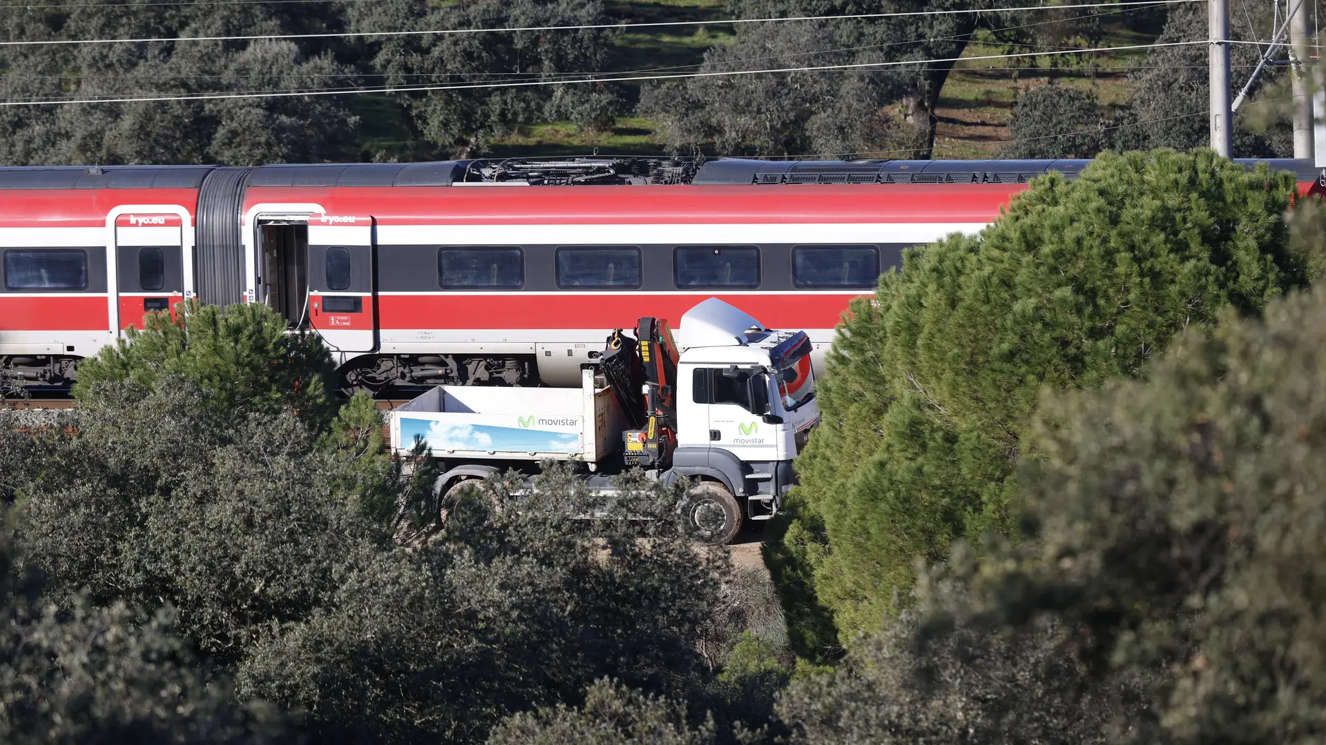 Renfe descarta que el accidente en Adamuz se deba a un exceso de ...